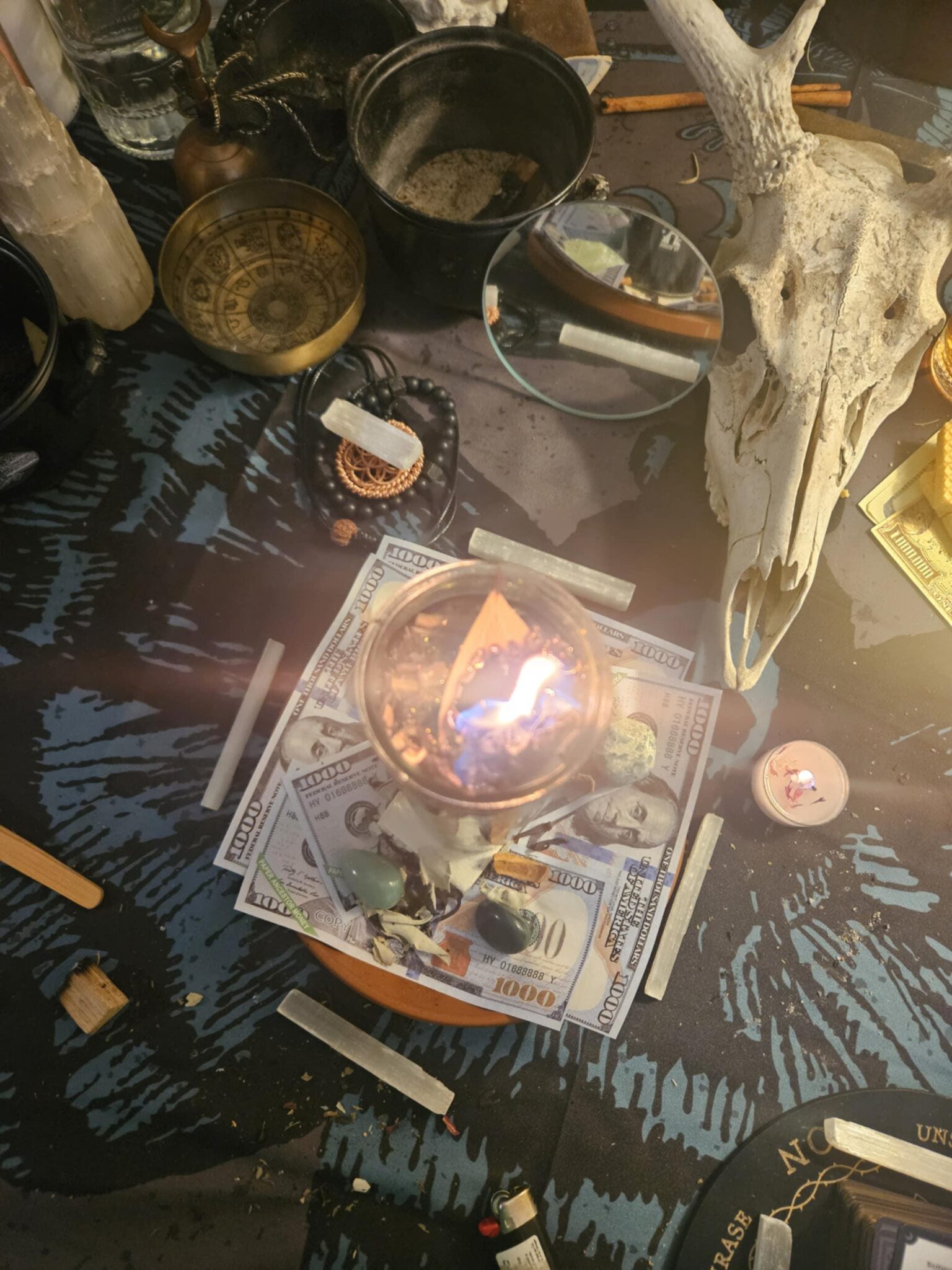 8 Money Attraction Spells To Manifest Wealth, Prosperity, And Abundance ...